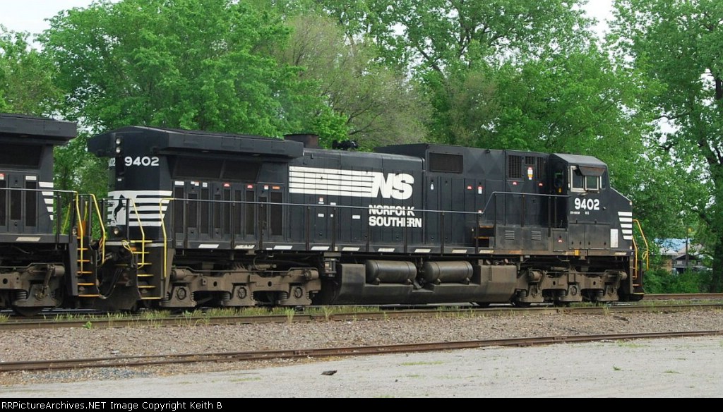 NS 9402
